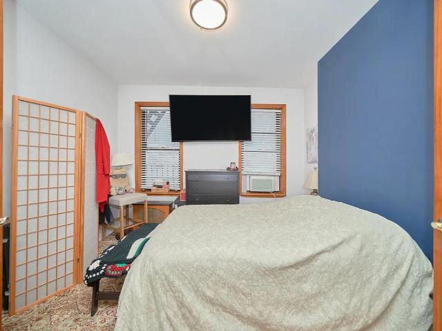 796 9th Avenue 44