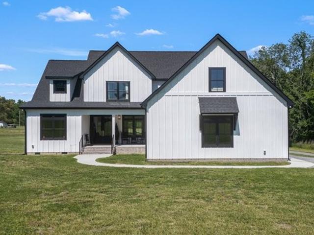 796 Deberry Rd, Morrison, TN 37357
