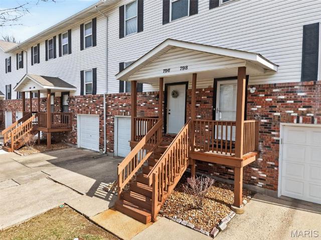 796 Delray Dr, Unit J, St. Peters, MO 63376 | Compass