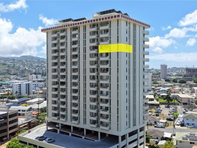 796 Isenberg St Apt 16A, Honolulu, HI 96826