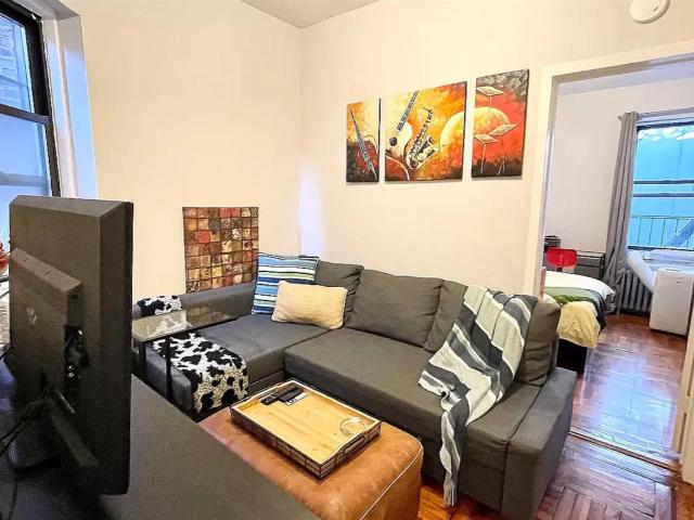 796 Ninth Avenue, New York, NY