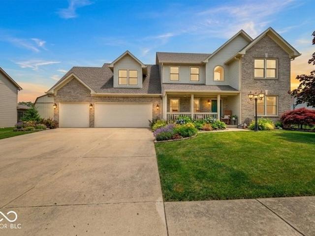 7975 Meadow Bend Cir, Indianapolis, IN 46259