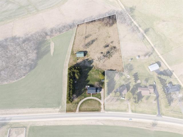 7976 County Rd D N Road