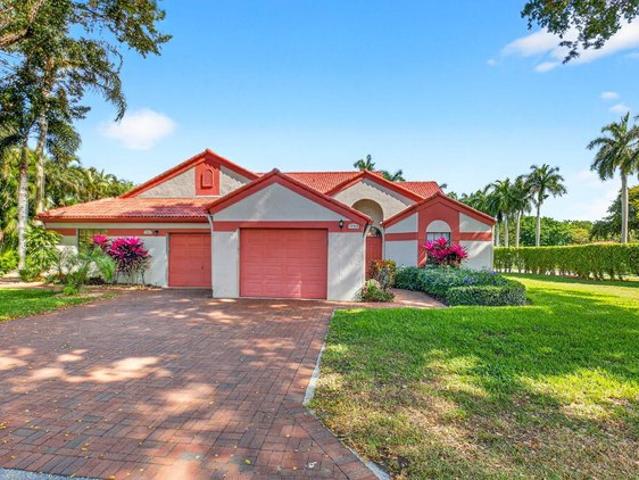 7978 Lexington Club Blvd Apt B, Delray Beach, FL 33446