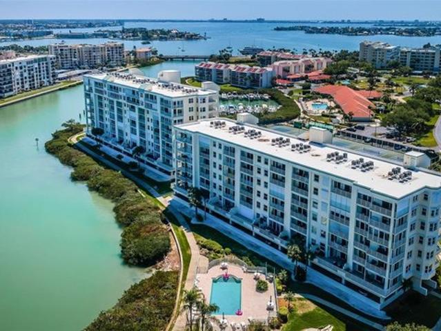 7979 Sailboat Key Blvd S Apt 205, South Pasadena, FL 33707