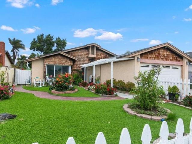 7972 Gold Coast Dr, San Diego, CA 92126