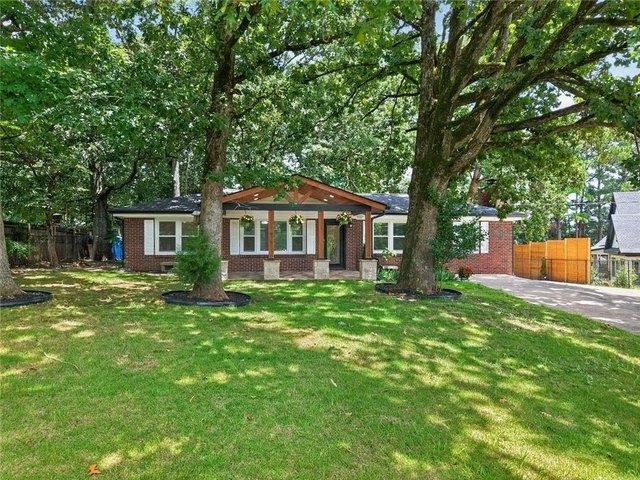797 E Morningside Dr, Lawrenceville, GA 30043