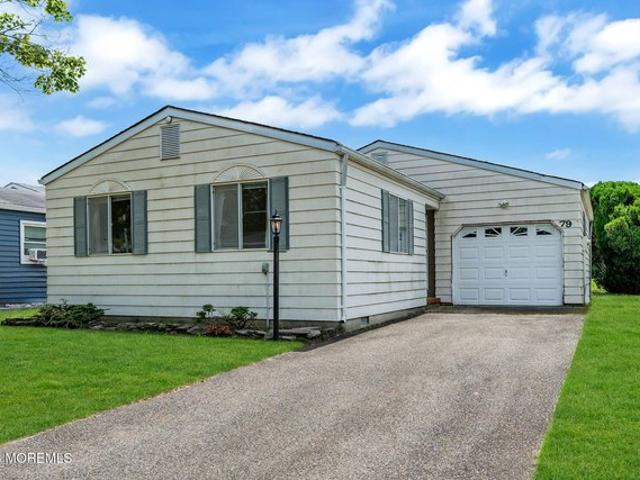 797 Jamaica Blvd, Toms River, NJ 08757