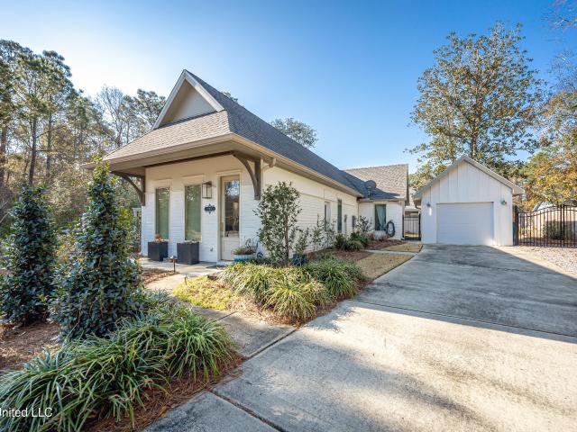 797 Peach Street