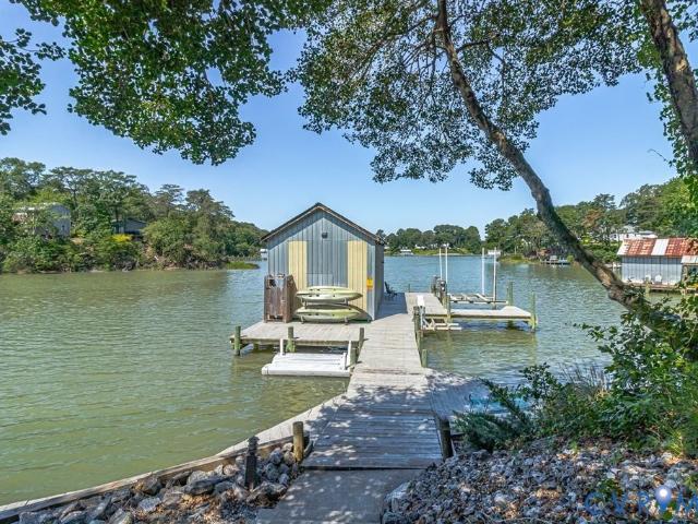 797 Plainview Road