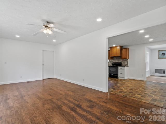 797 Pleasant Valley Road