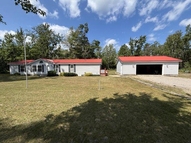 7985 E US 23 Hwy, Cheboygan, MI 49721
