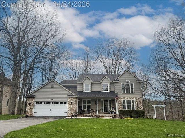 7988 Hillside Lakes Dr, Hamburg Township, MI 48116
