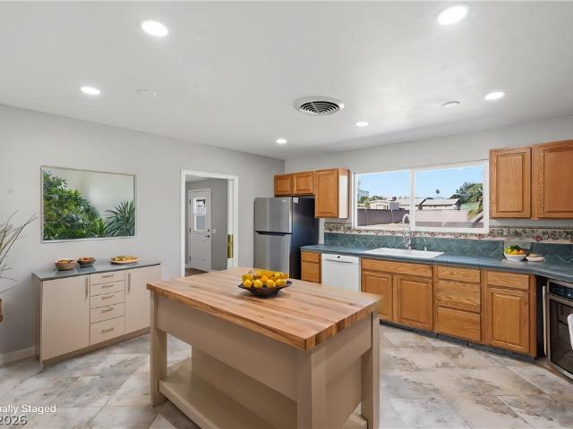 7989 Red Barn Drive