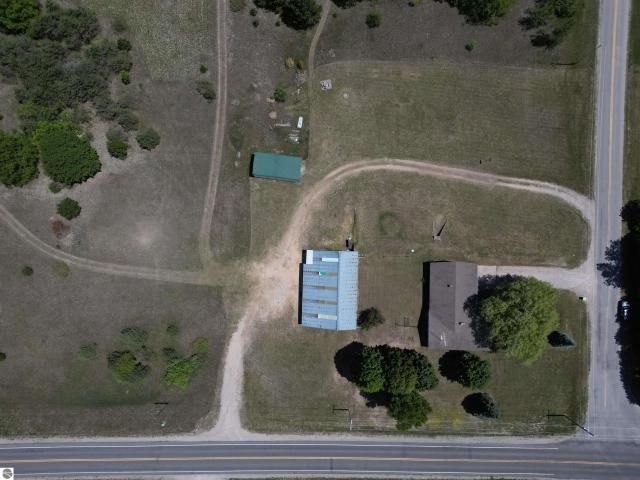 7981 S Maple City Road