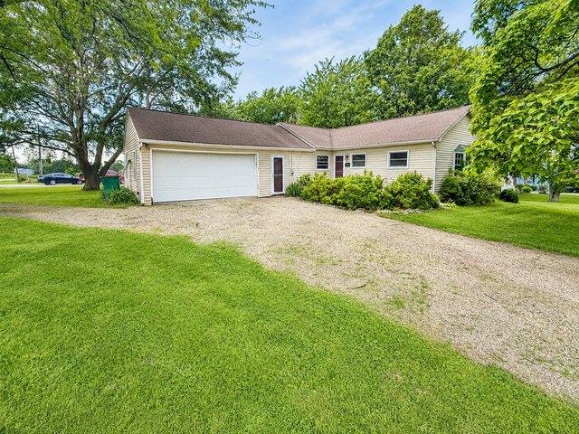 7982 Belle Rd, Harborcreek, PA 16421