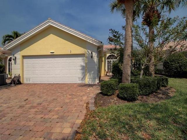 7983 Valentina Ct, Naples, FL 34114