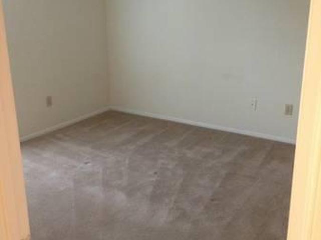 $798 / 2br 1000ft² Lease Today, Professionally Managed, Quaint Community