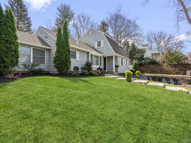 798 Connecticut View Drive