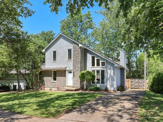 798 Jairus Dr, Lexington, KY 40515