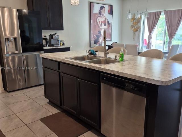 798 NW Bayshore Blvd, Port St. Lucie, FL 34983 | MLS #A12007