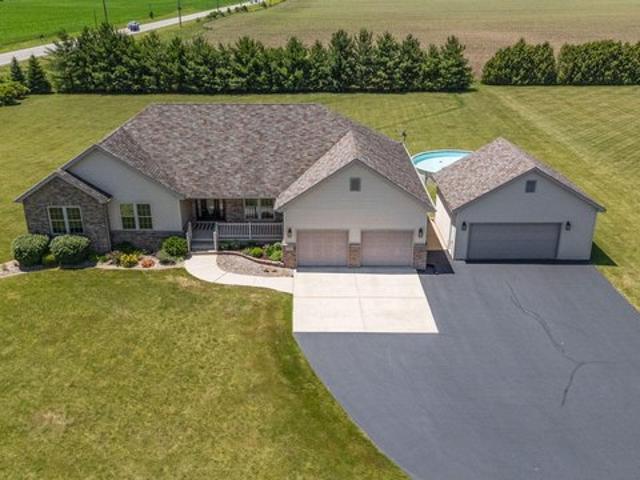 798 S 400 W, Hebron, IN 46341