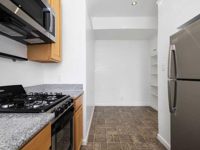 798 Post Studio Apartment for Rent at 798 Post St, San Francisco, CA 94109 Downtown