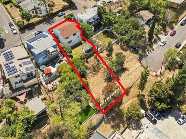 7994 El Capitan Dr, La Mesa, CA 91942