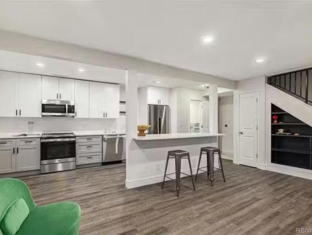 7995 E MISSISSIPPI AVE APT C2, DENVER, CO 80247 Condo/Townhome.