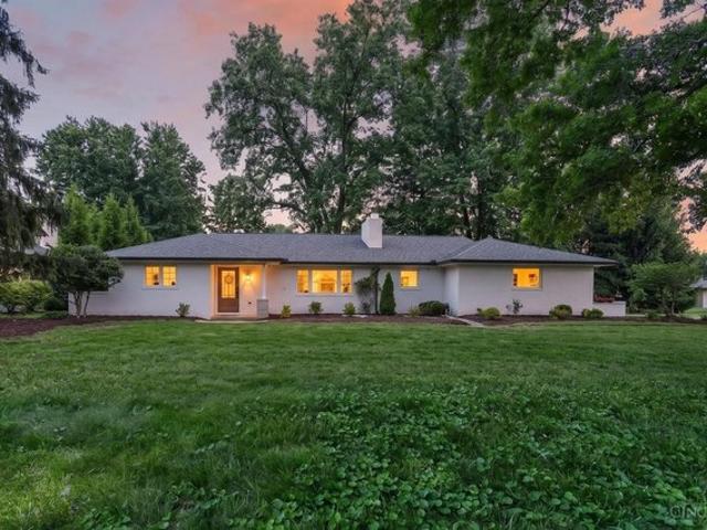 7995 Remington Rd, Indian Hill, OH 45242