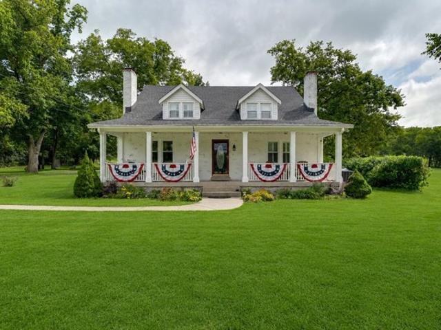 7996 Old Springfield Pike, Goodlettsville, TN 37072
