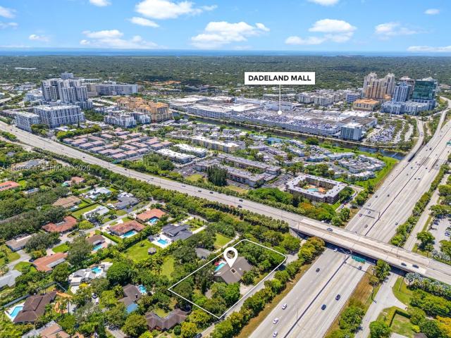 7990 SW 76th Ave, Miami, FL 33143 | MLS #A11997