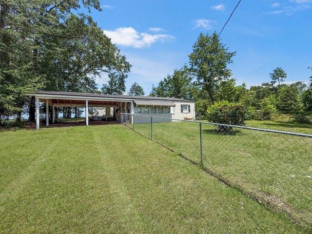 7991 Parkside Cir, Donalsonville, GA 39845