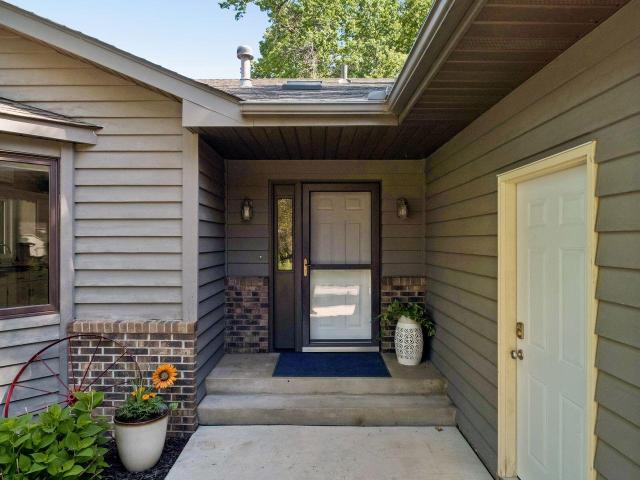 7993 nd Street W