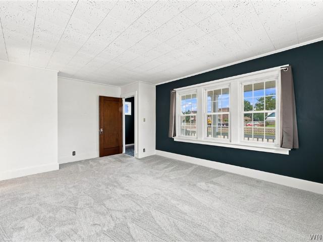 799 Center Road