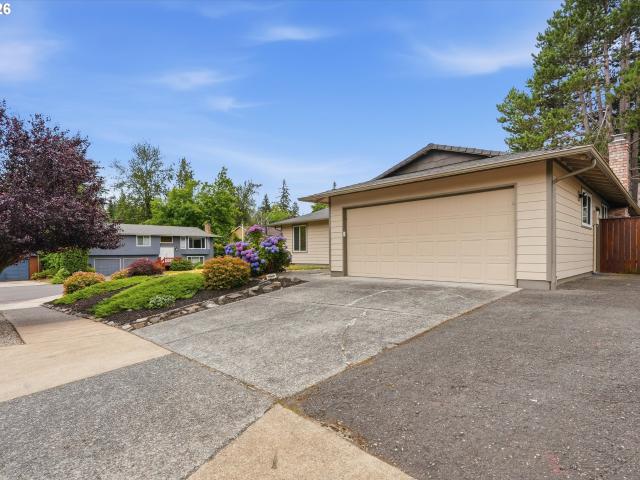 799 sw orchard pl
