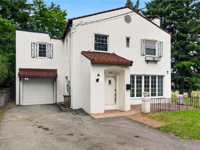 799 Woods Road