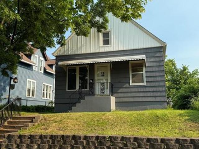 799 Watson Ave, Saint Paul, MN 55102