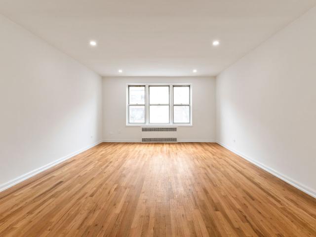 79 10 34th Avenue, Unit 4U