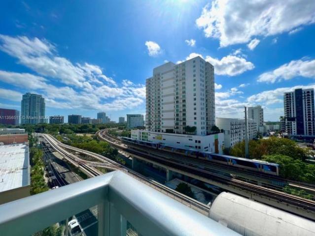 79 12th St SW #1001 S, Miami, FL 33130