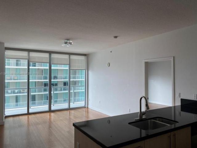 79 12th St SW #2109 S, Miami, FL 33130