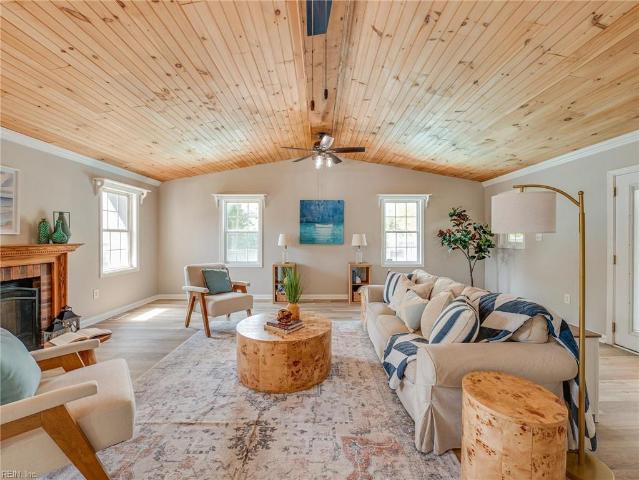 79 Tide Mill Ln