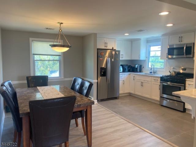 79 Tuttle St # 2