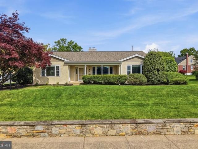 79 W Central Ave, Telford, PA 18969