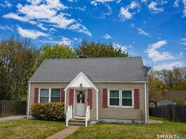 79 W Helen St, Hamden, CT 06514