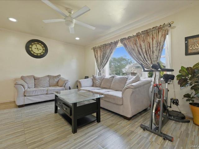 79 Wellington Road