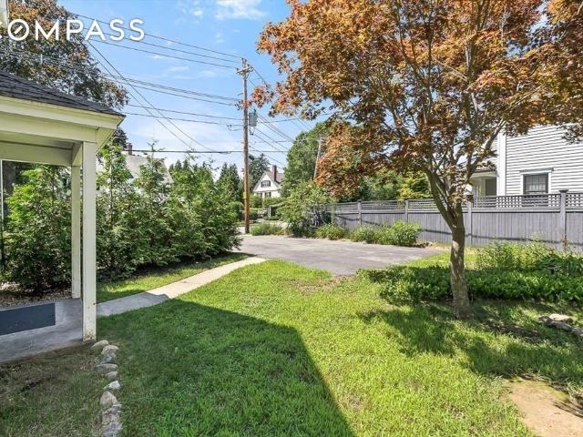79 Bacon St 79, Winchester, MA