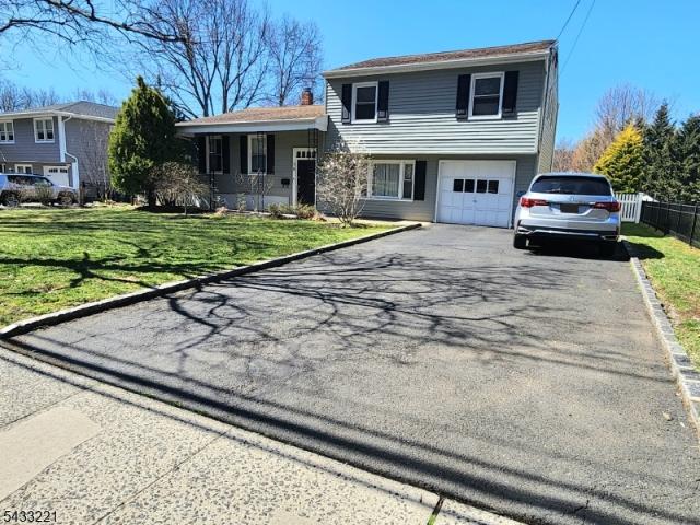 79 Baltusrol Rd