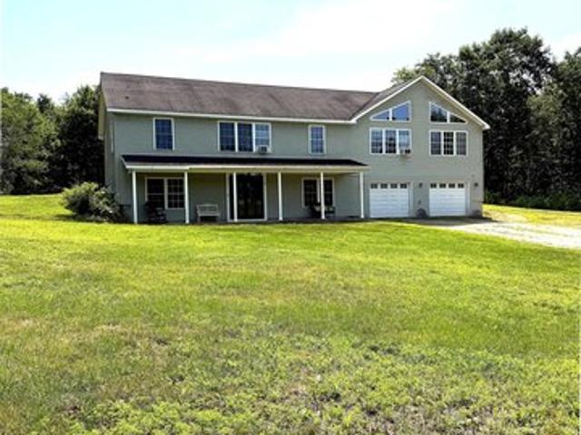 79 Bean St, Turner, ME 04282