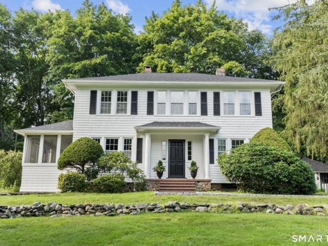 79 Beecher Rd, Woodbridge, CT 06525